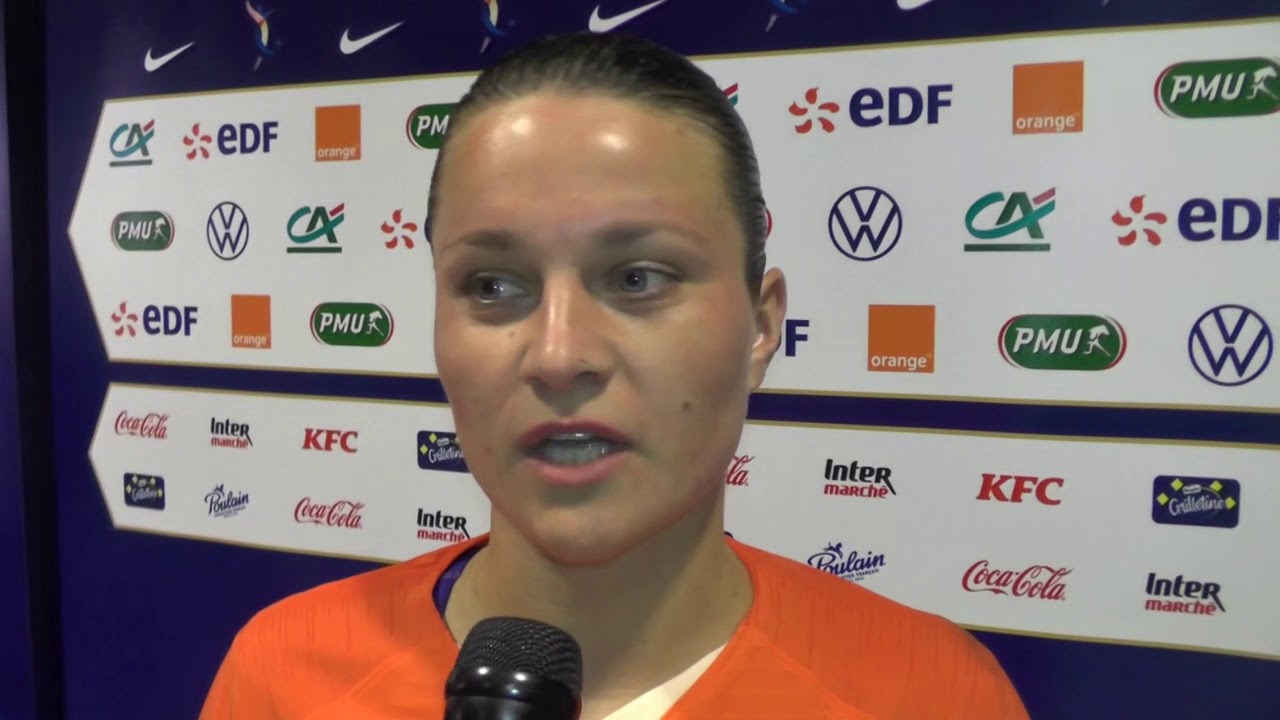 Sherida Spitse na Nederland - Brazilië op 04.03.2020 - YouTube