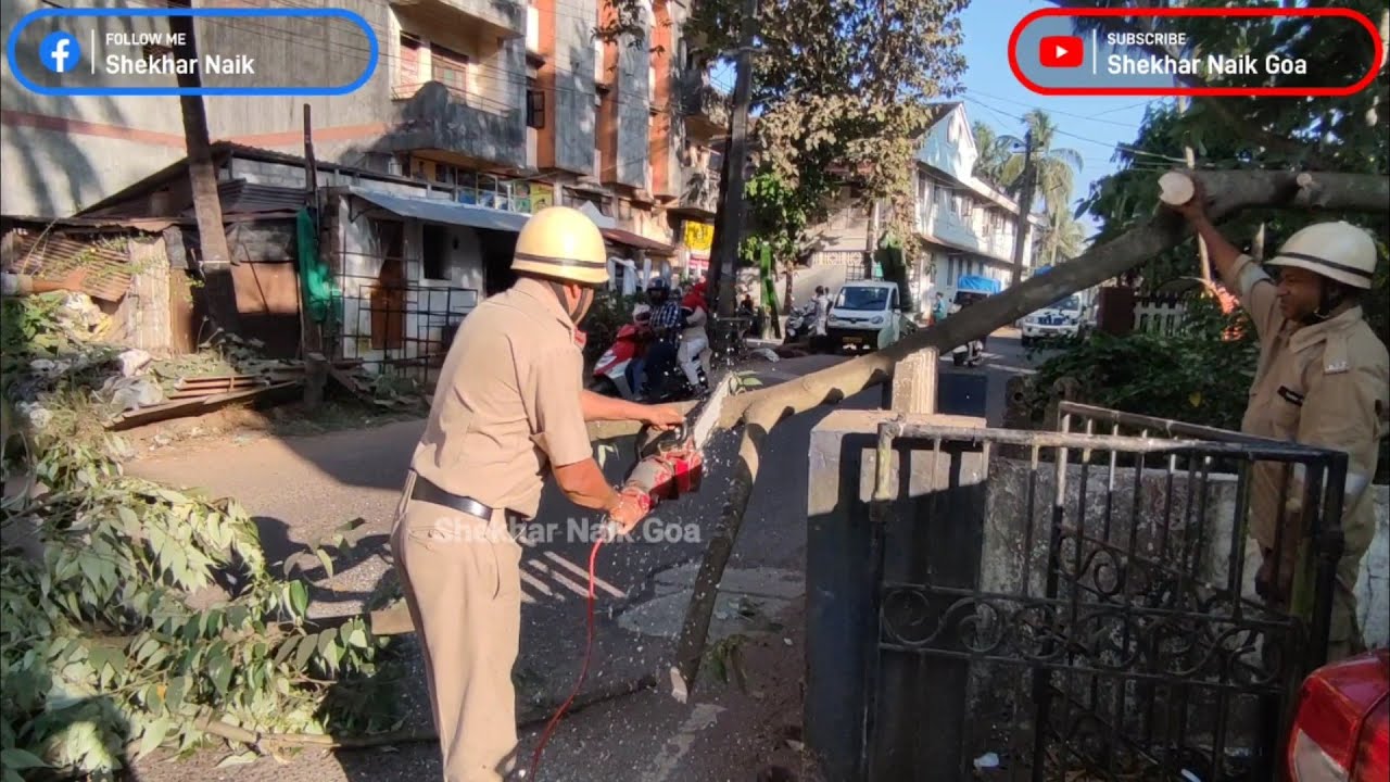 Immediate Response By Mapusa Fire Department | Road Cleared | Near ...