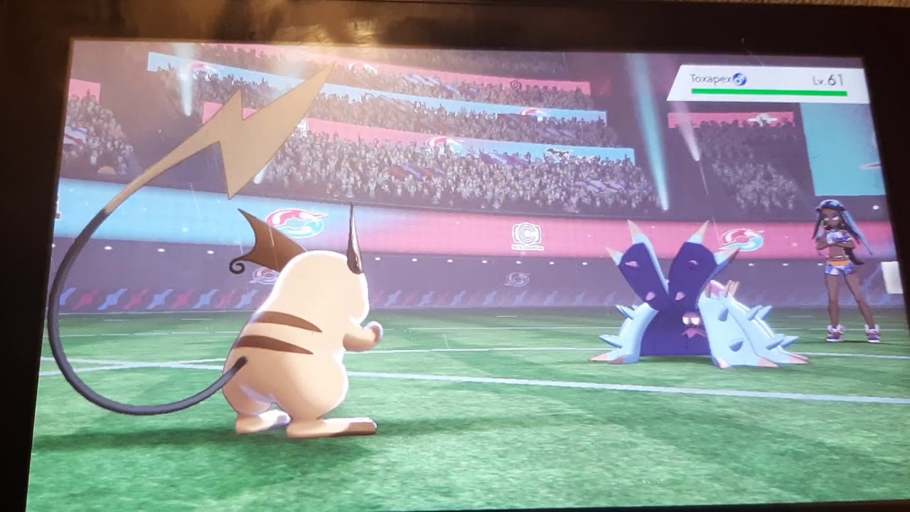 Battleling the water type gym leader - YouTube