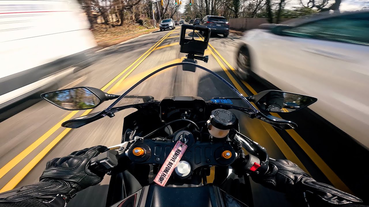 YAMAHA R7 PURE RIDE - LANE SPLITTING & HIGHWAY RUNS - YouTube