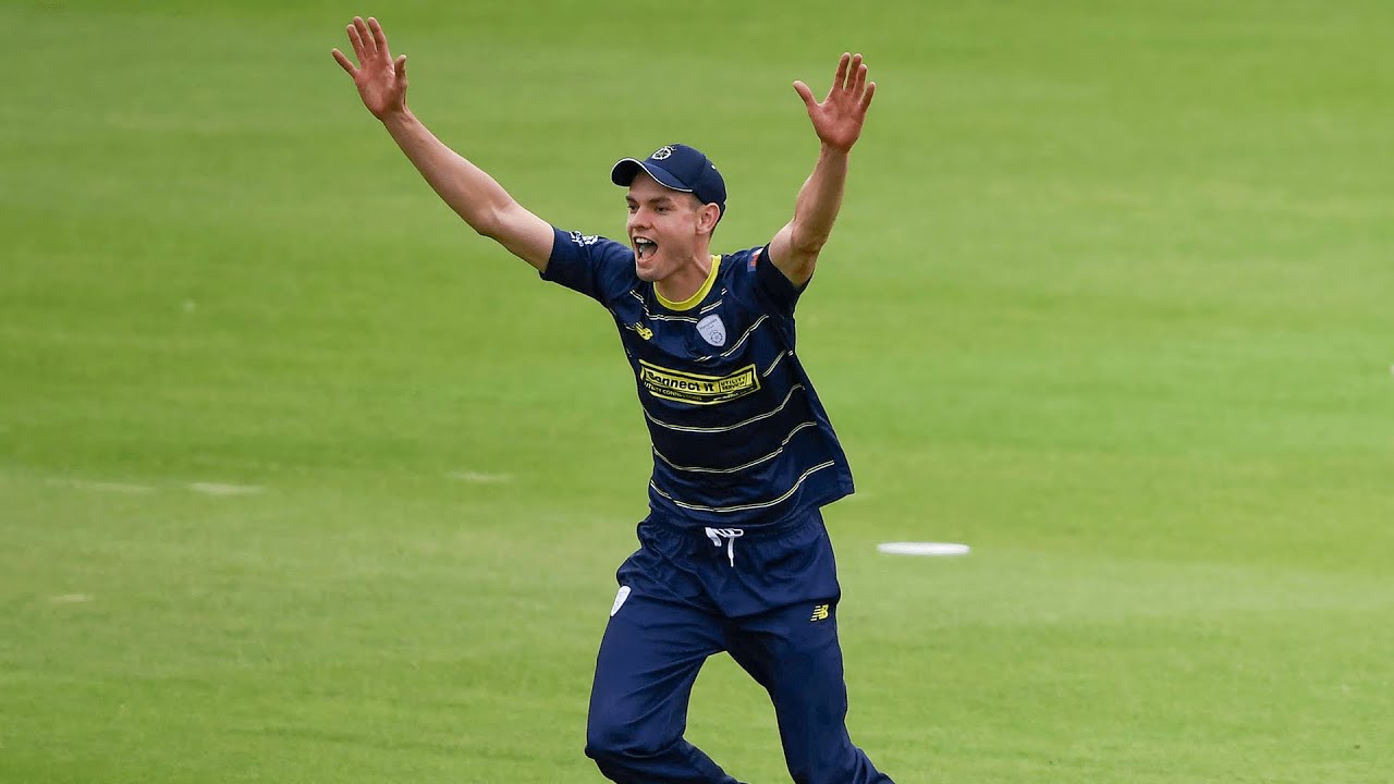"I'm Very Honoured" | Scott Currie Extends Hampshire Contract - YouTube
