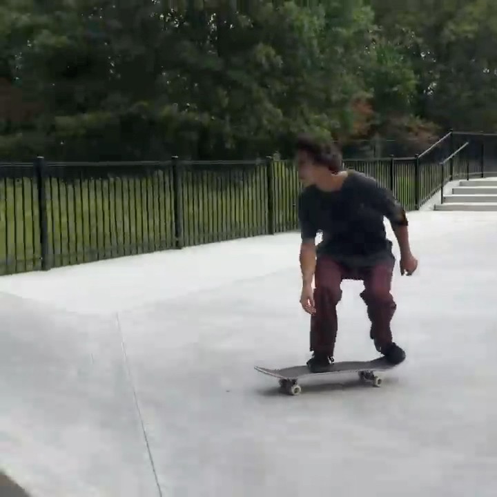 Frontside flip pivot #reels#subscribe#shorts#love#viral#foryou#trending ...