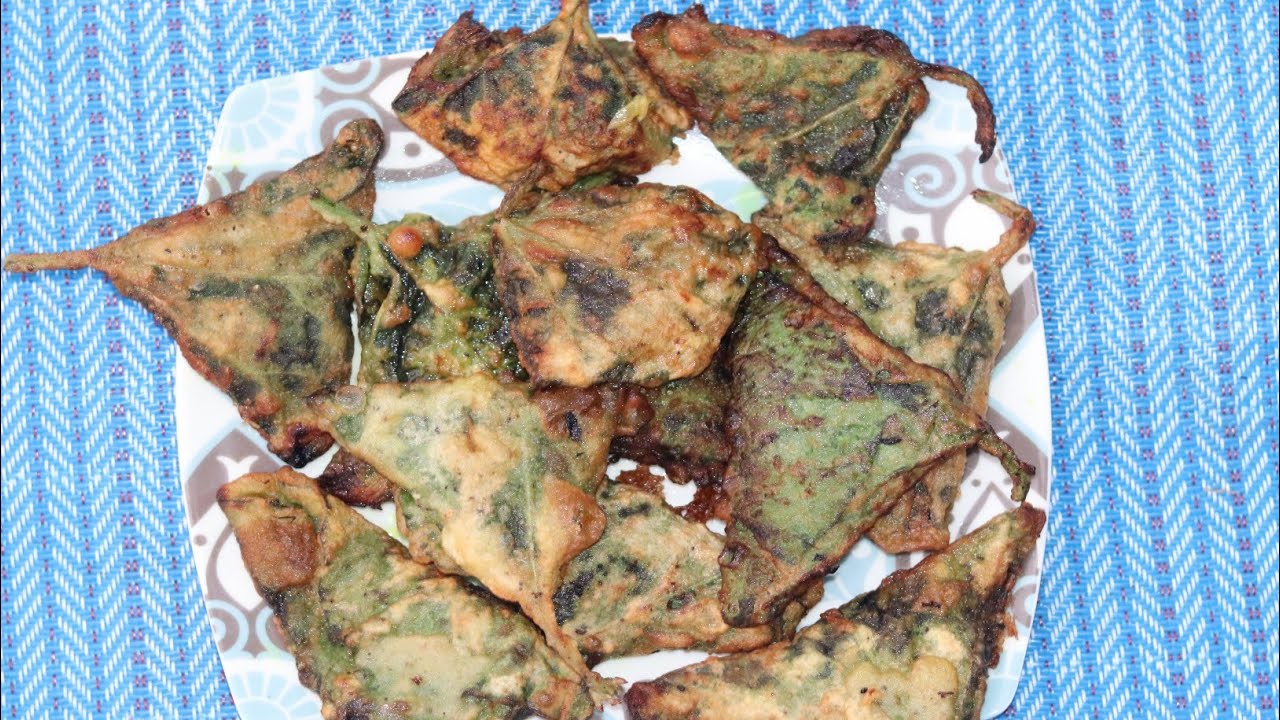এইভাবে লাউ পাতা দিয়ে পাকোড়া তৈরি করলে সবাই প্রশংসা করতে বাধ্য ...