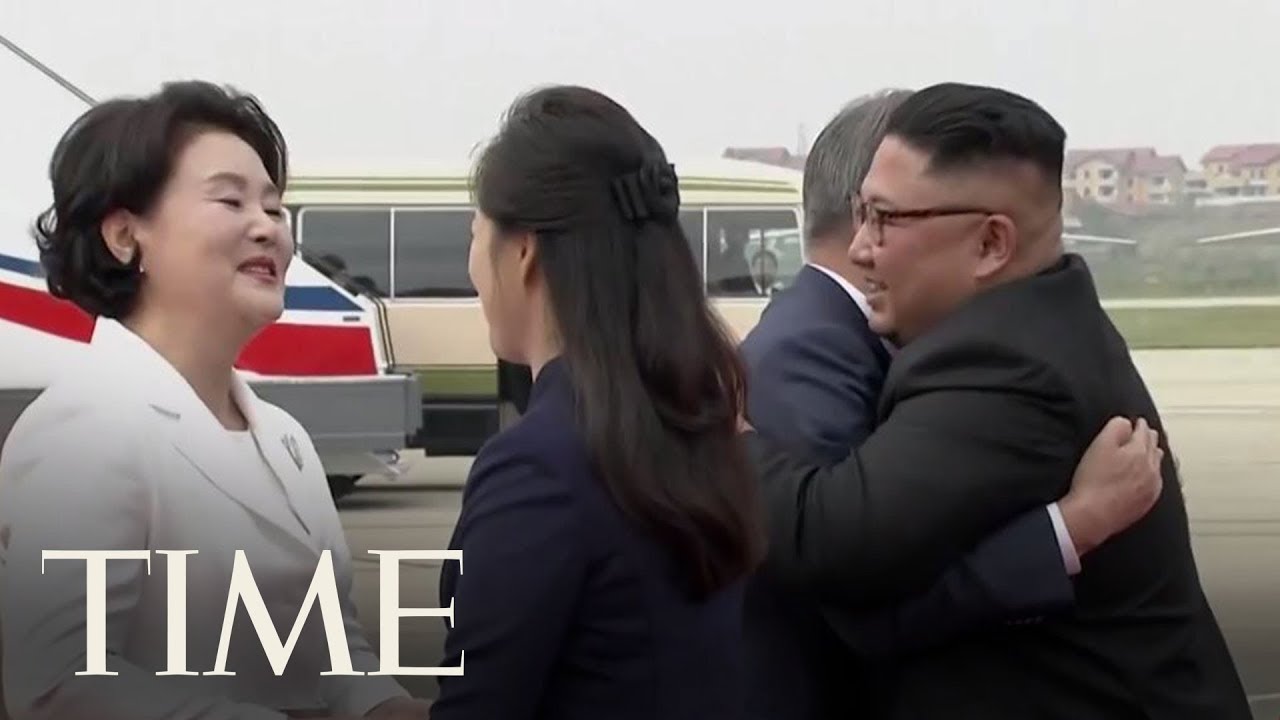 Kim Jong Un Greets Moon Jae-In For Third Korean Summit In Pyongyang ...