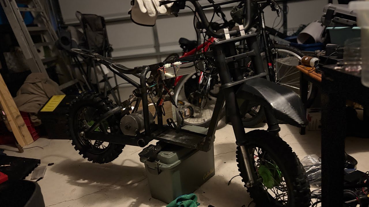 Update on how my razor sx 500 is coming together - YouTube