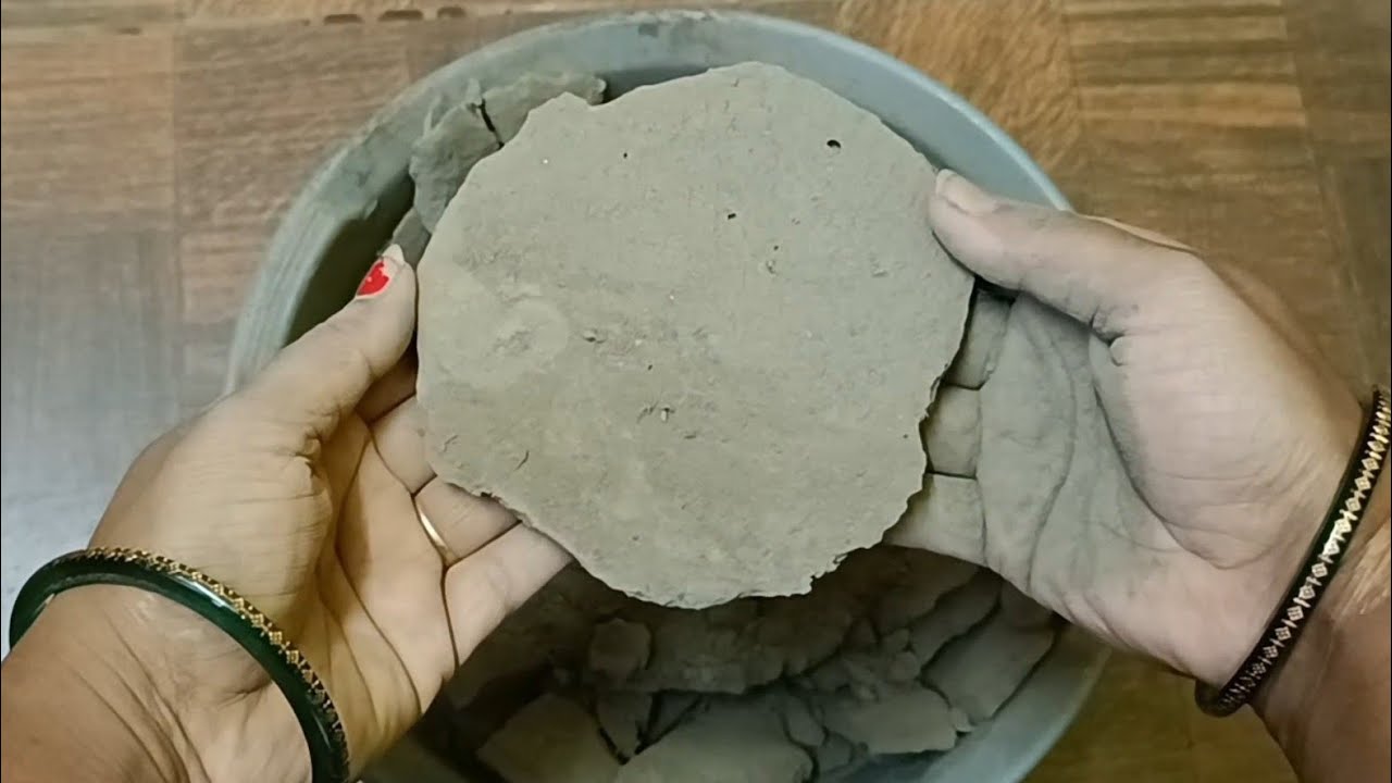 Super soft gray 🩶 dirt mini chunks dry crumbling in mini tub 😍 # ...