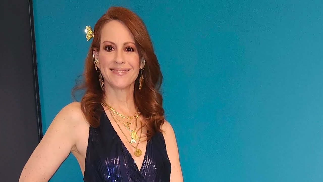 MICHELLE'S EPIC 2/22 "DASH BASH" IN NYC 💙 - YouTube