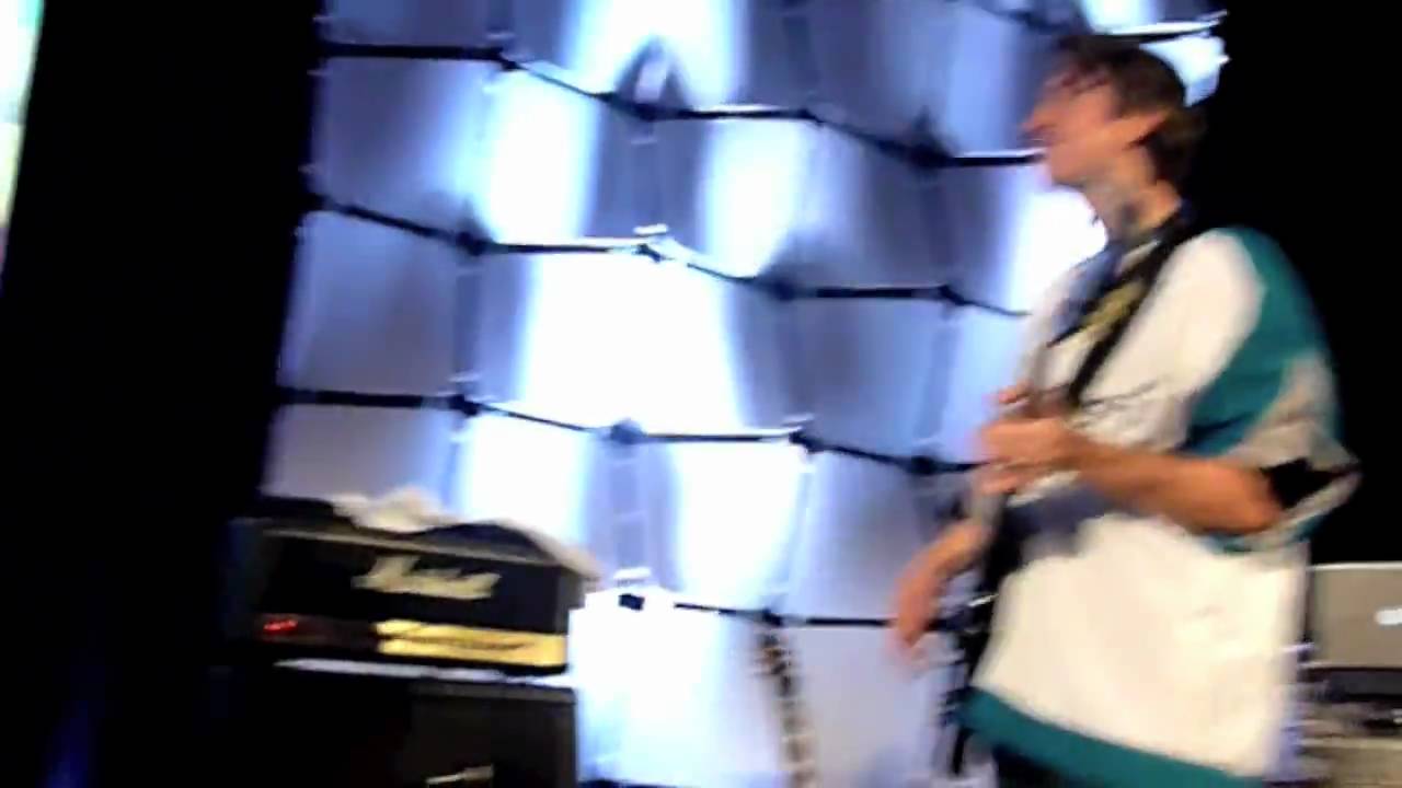 Xploding Toads feat Jwag - Connections 2009 - YouTube