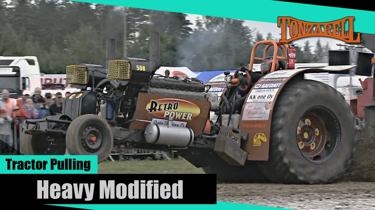 Super Modified Pulling Tractors