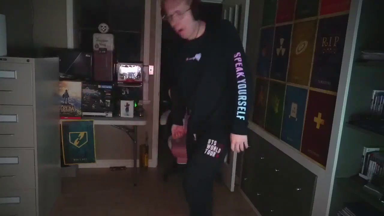mrtlexify dancing - YouTube
