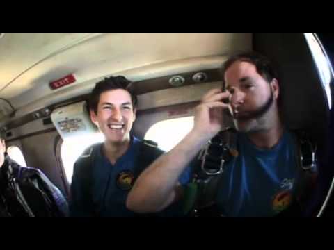 Ryan Backus SKYDIVES !!.mp4 - YouTube