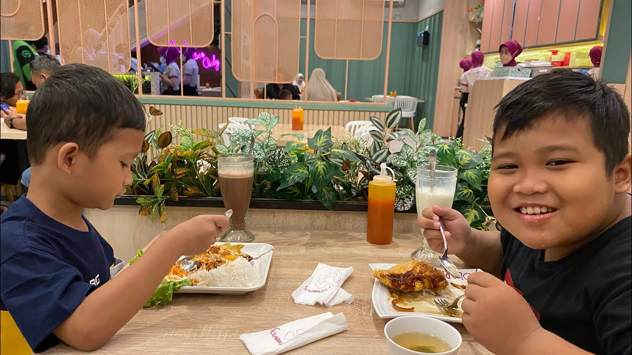 MAKAN MENU FAVORIT DI SOLARIA GOLDEN CITY BEKASI UTARA | Tempat ...