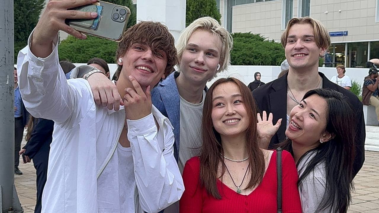 KR band на « Этнофесте » РУДН - YouTube