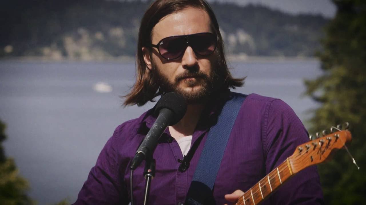 Art Zone: Ethan J. Perry & The Remedy Band performs Darlin' - YouTube