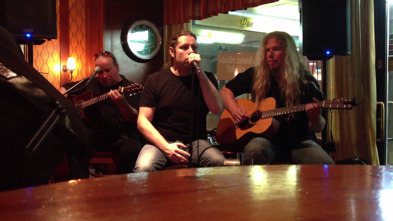 Joe Doakes - Rainbow in the Dark (acoustic Dio cover) - YouTube