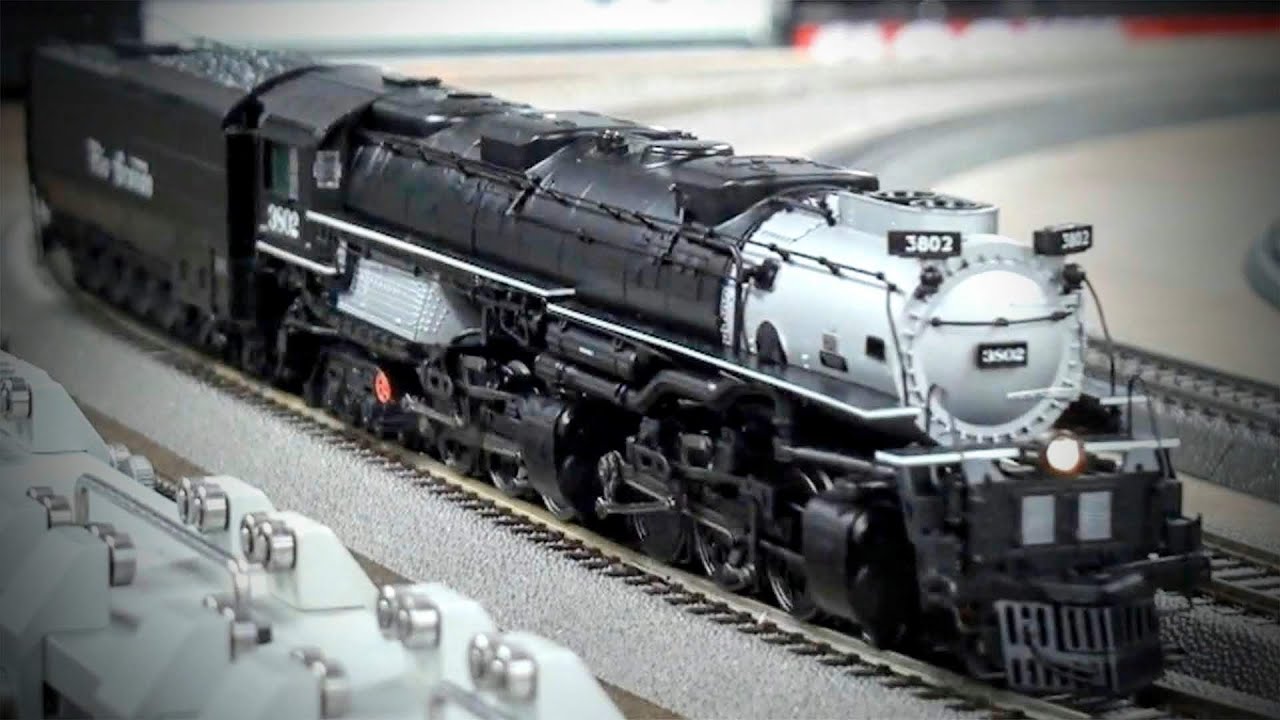 Athearn Genesis HO scale Challenger modifying LED lights in the tender ...