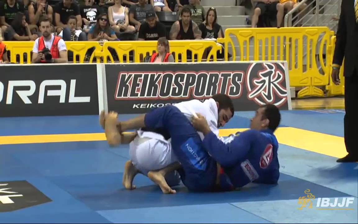 Braulio Estima v Murilo Santana - 2014 IBJJF Worlds Black Belt Medium ...