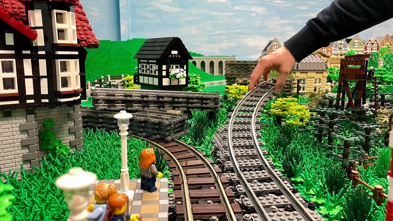 Eisenbahnnetz erweitern: Stromführende Schienen mit großem Radius | FX Bricks - YouTube