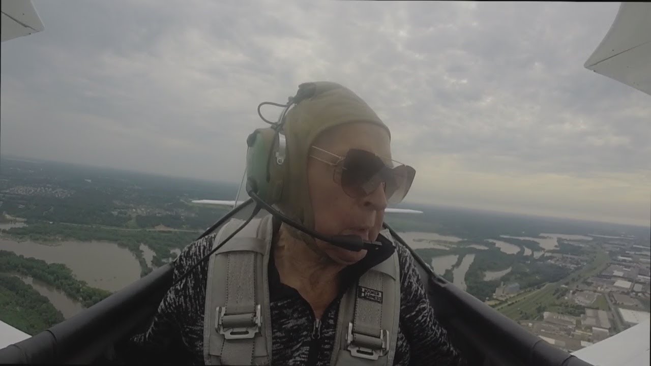 Aging Vets Take Thrill Flight In Open-Air Cockpit - YouTube