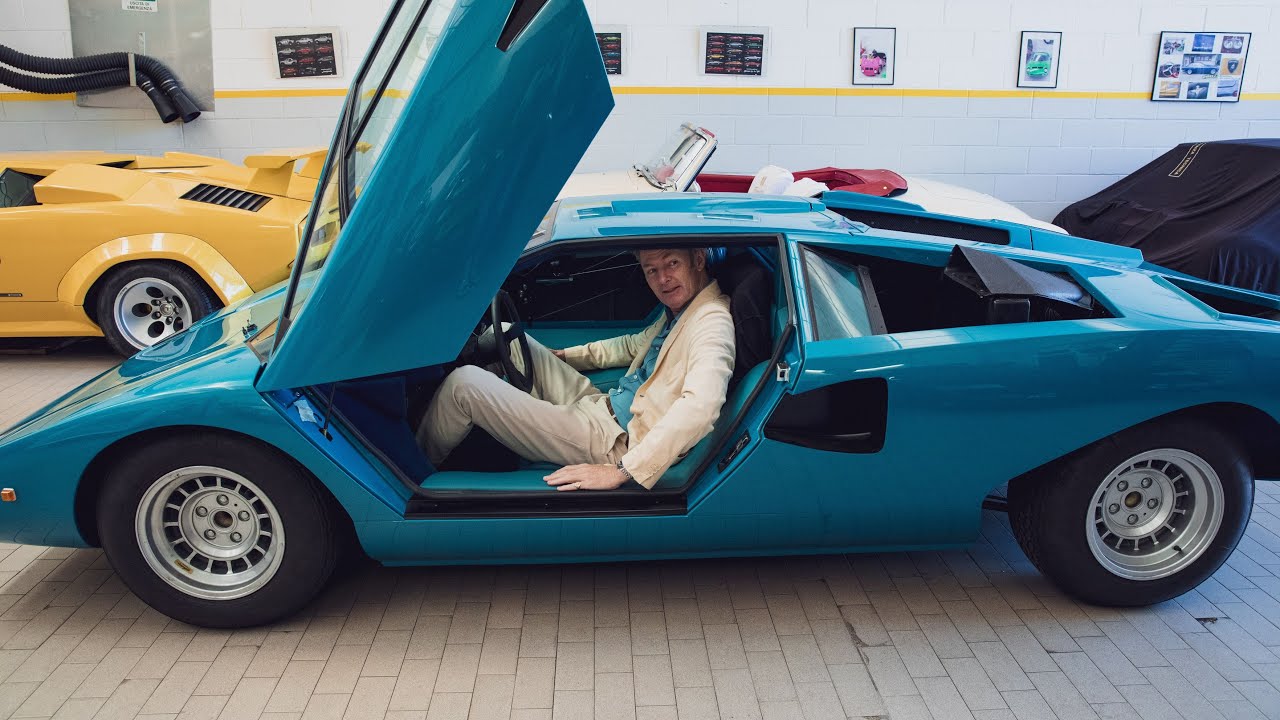 Countach Turchese First Drive! - YouTube