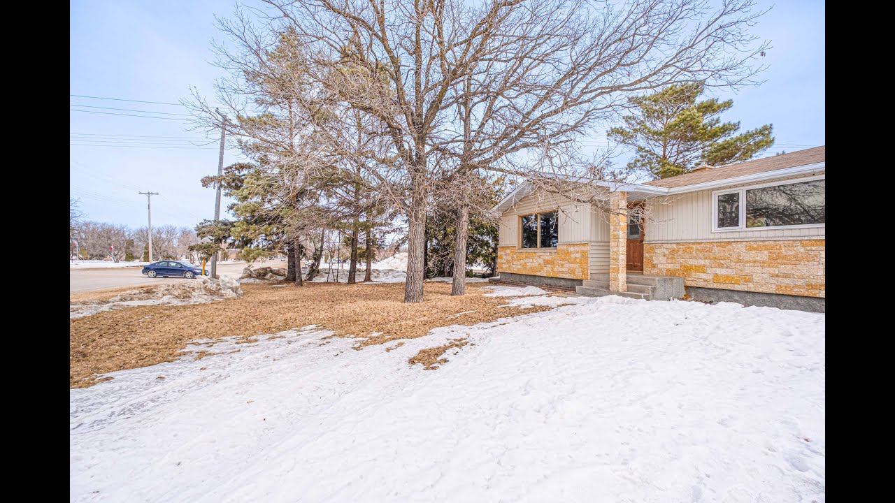 101 Third Street South | Beausejour, Mb - YouTube