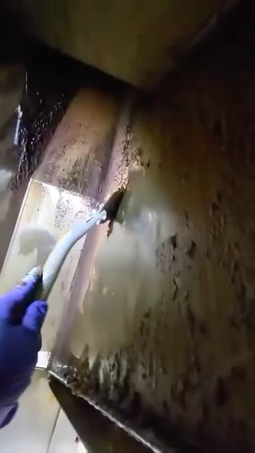 Degrease LLC out of Texas getting sexy on this hood with the WMD - YouTube