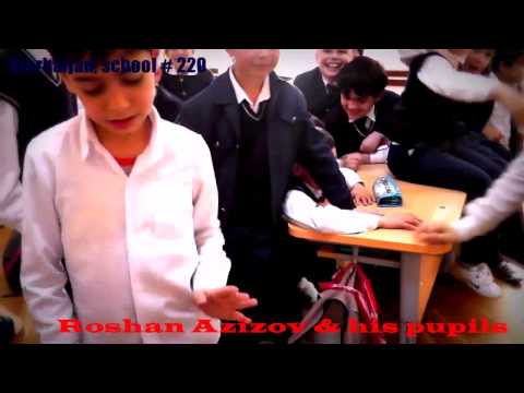 Azərbaycanda çox gülməli İngilis dili müəllimi (Roshan Azizov) -220 sayli mekteb, Nizami rayonu