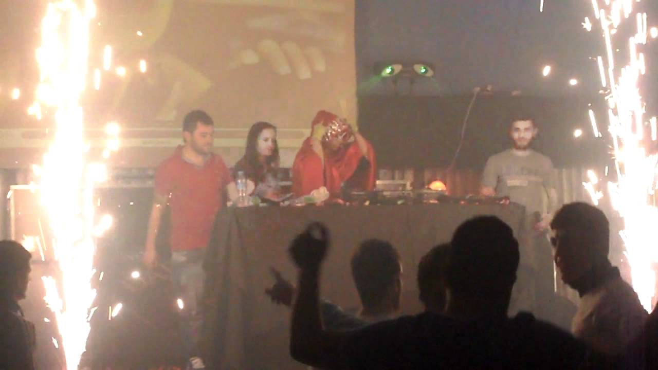 DJ VANESSA MORENO GARAGE DISCO BAR TRABZON - YouTube