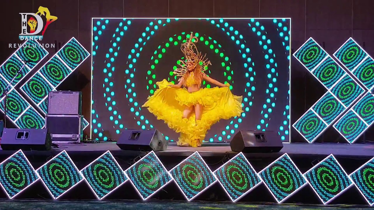 Dancing divas carnival Act by Team Revlution - YouTube