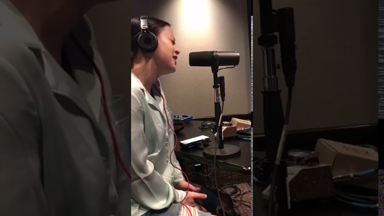 The talented Jenn Em layin down vocals for Eminem - YouTube