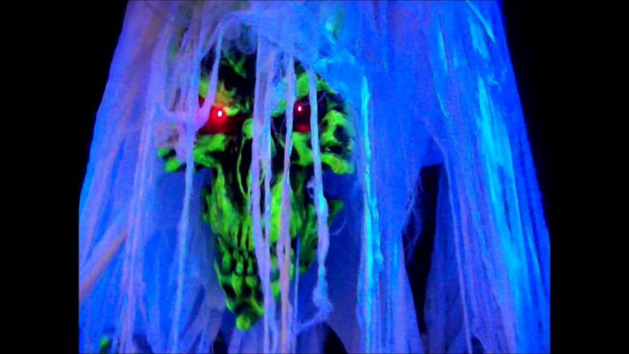 NIGHTMARE SPECTRE - 11' tall Giant puppet / animatronic from Gore ...