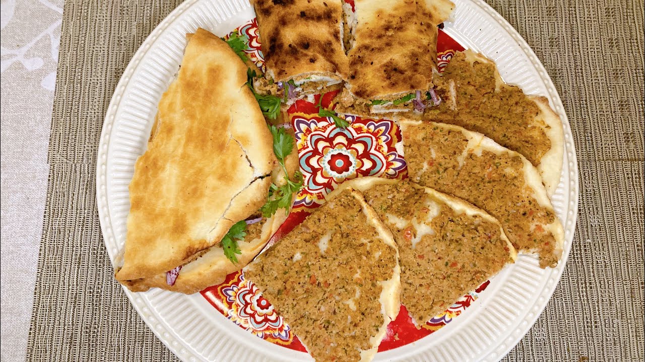 Lahm bi Ajeen/ lahmachun/ middle Eastern mincemeat thin flat bread ...