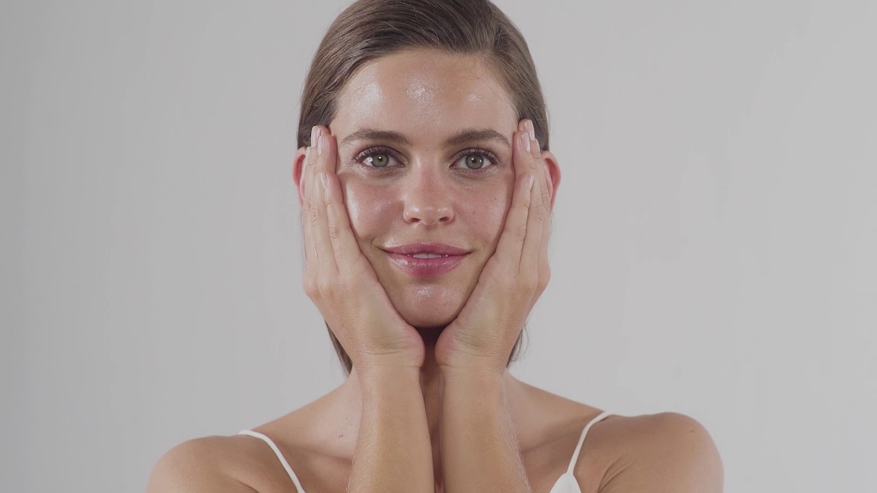 HOW TO USE DIAMOND COCOON HYDRATING ESSENCE - YouTube