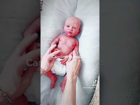 So lifelike!! Fake baby!! Realistic silicone newborn baby girl, Wren ...