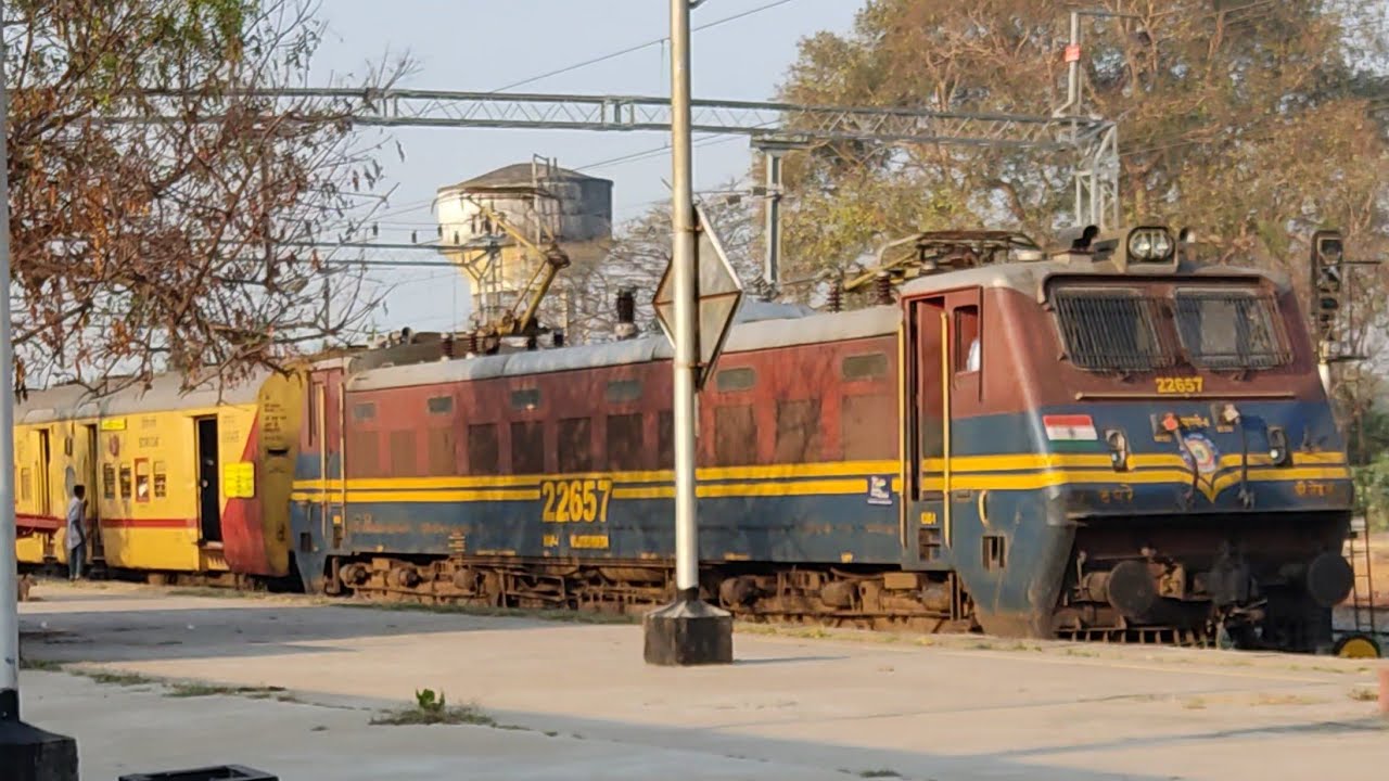 Classic WAM4 Livery BZA WAP4 Link Chendur Express 16106 Tiruchendur ...