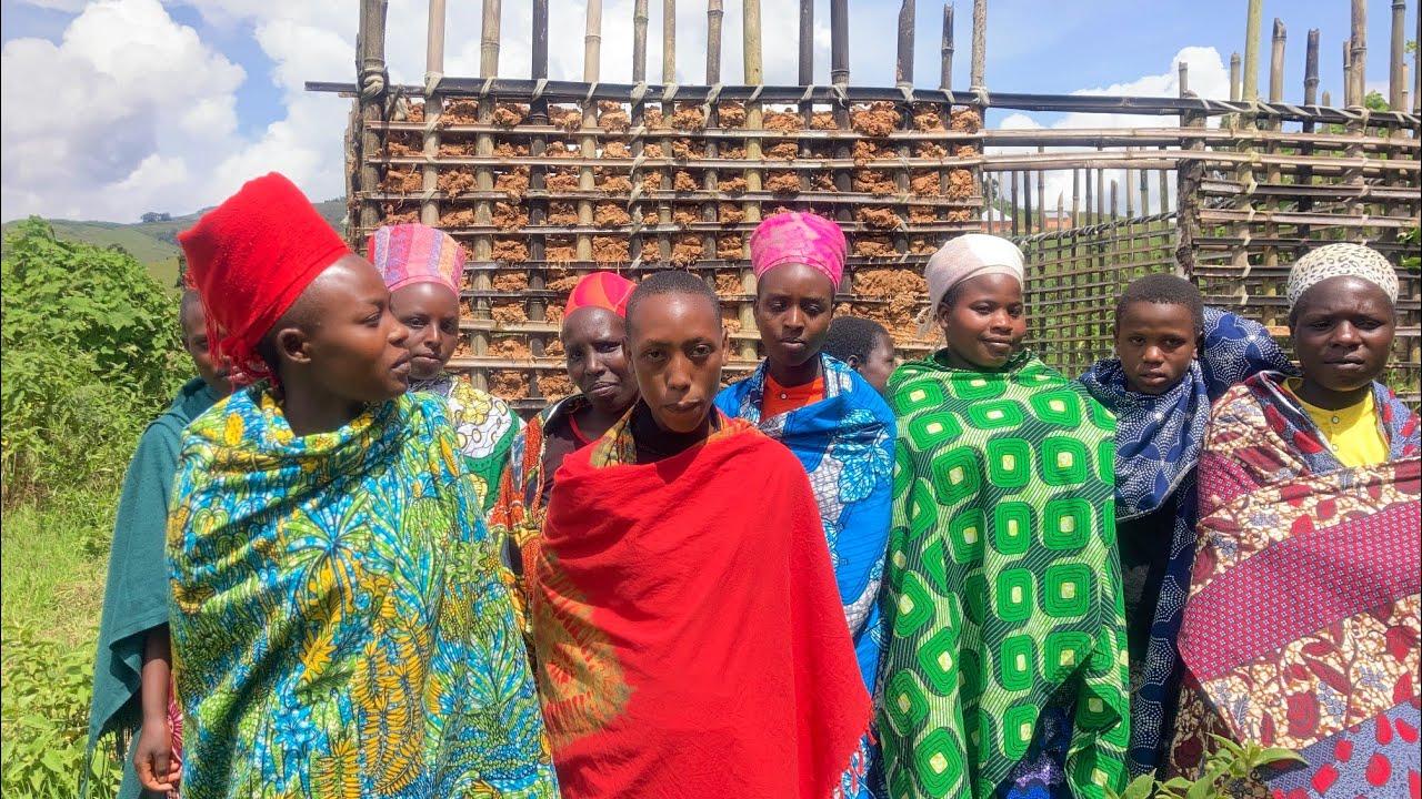 TWARI TUBANYE NABI REKABAGENDE ARIK'UBUNYINE NAMAHORO TWEBGE TURI ...