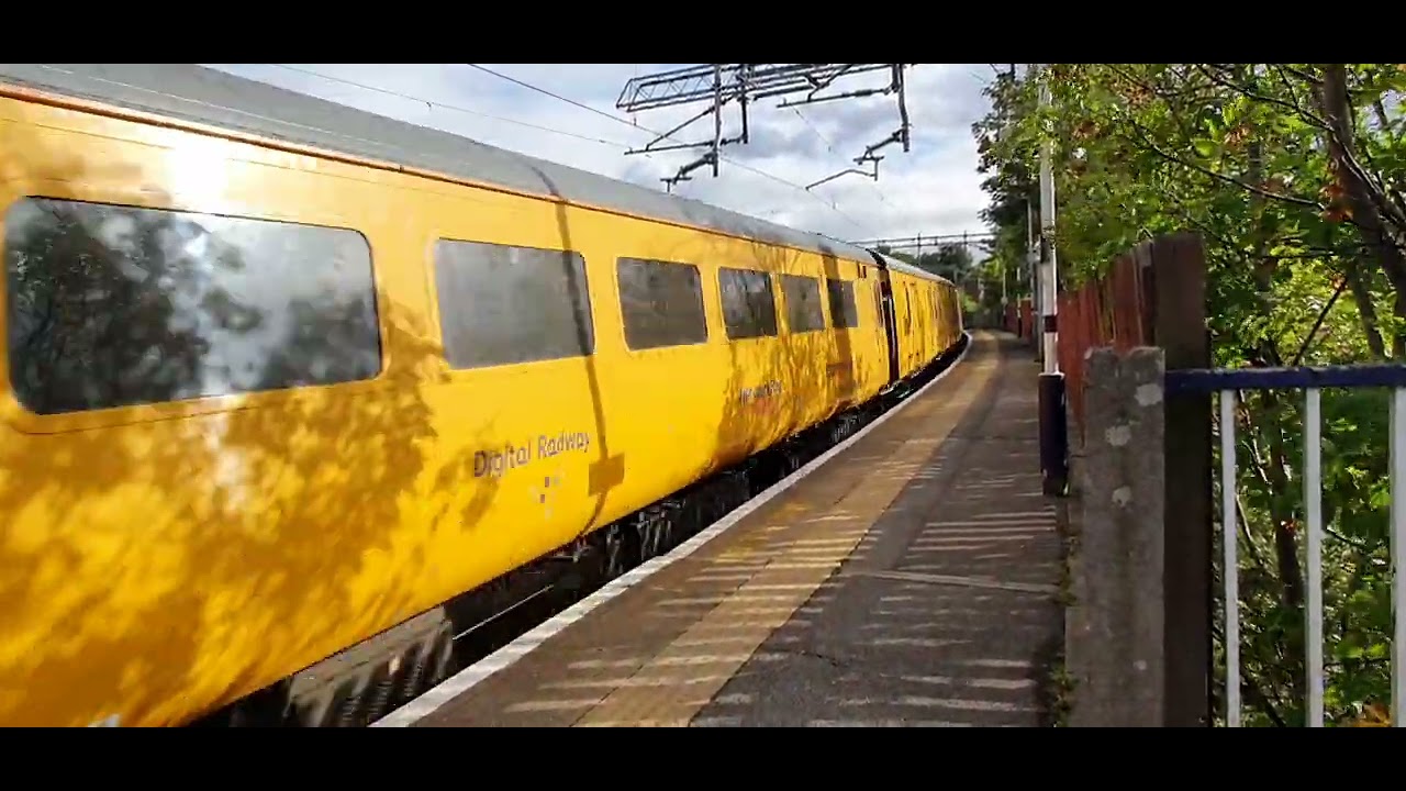 network rail Cheadle Hulme station 27 9 22 - YouTube
