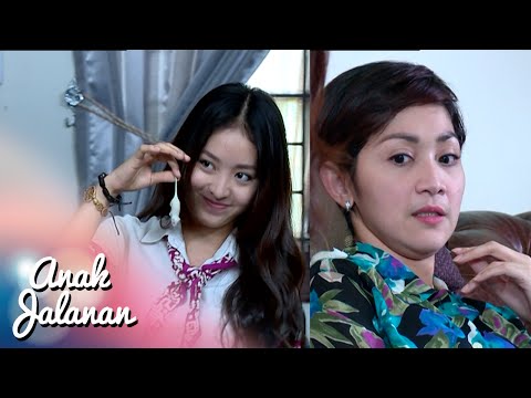 Reva jailin Emaknya Adriana kocak banget [Anak Jalanan]  [19 Nov 2015]