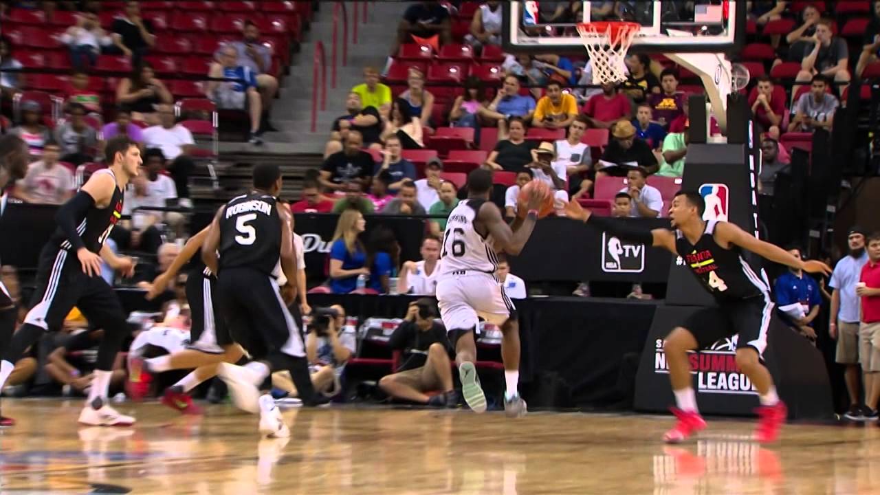 Jonathan Simmons Has Big Air With These Dunks! - YouTube