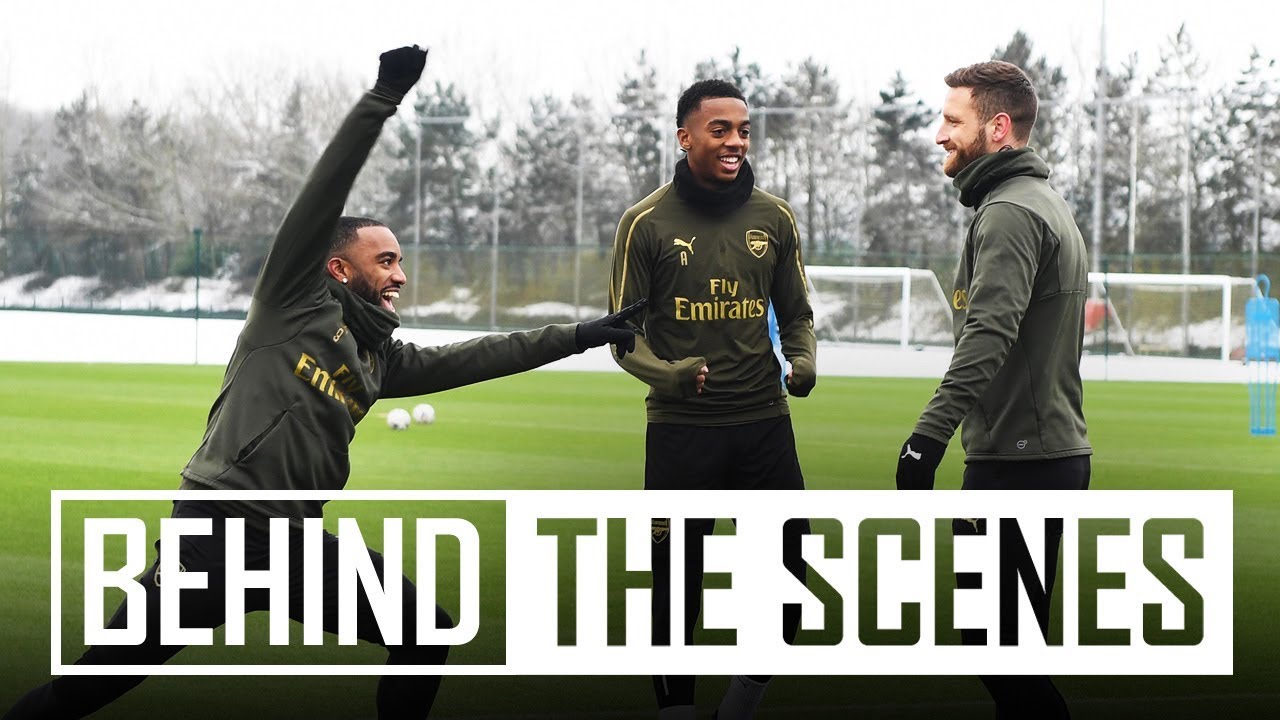 VAR at training?! | Behind the scenes at Arsenal training centre - YouTube
