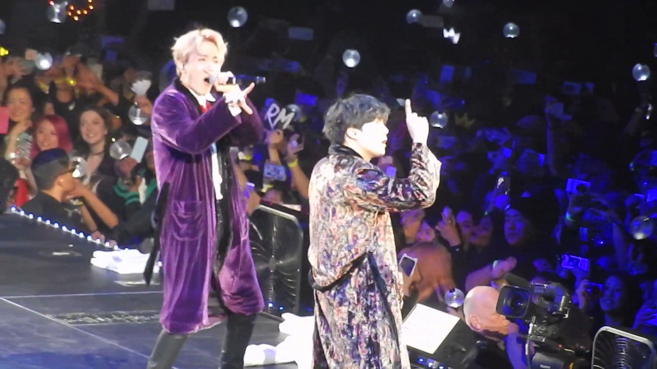 BTS - Cypher Pt. 4 @ Wings Tour NJ 032417 - YouTube