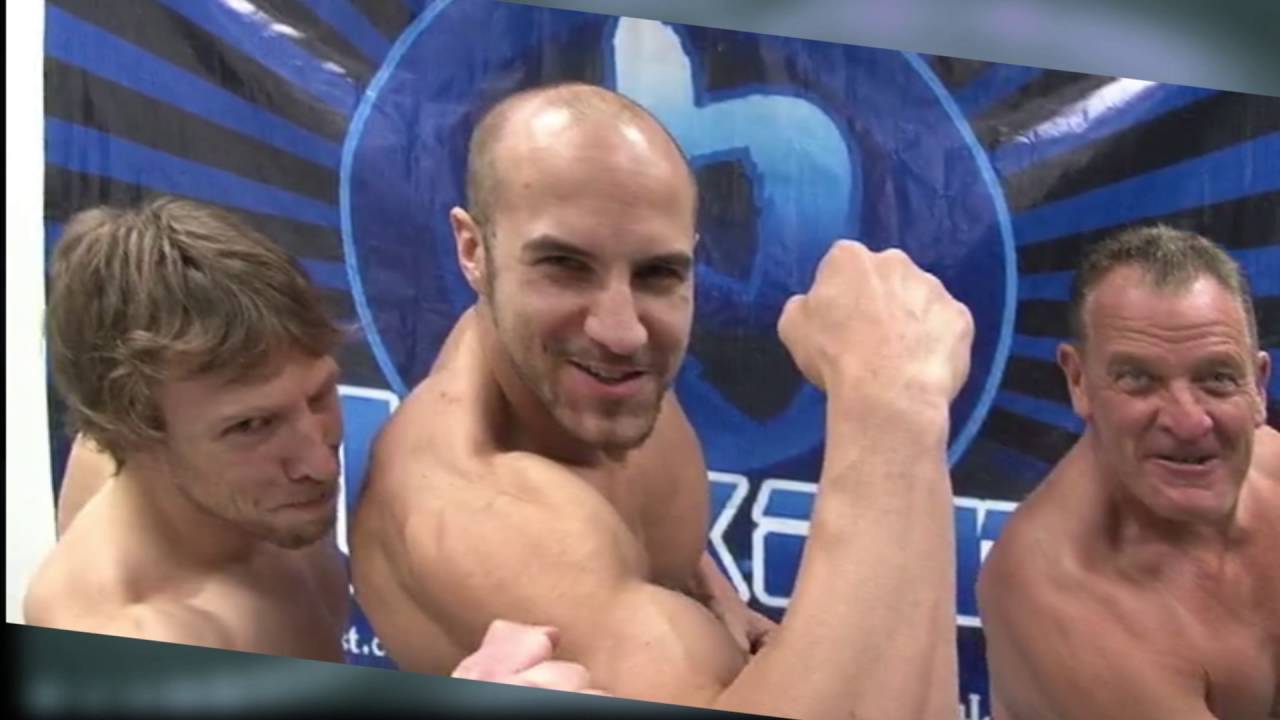 Inside the Squared Circle: Johnny Kidd vs. Mike Quackenbush - YouTube