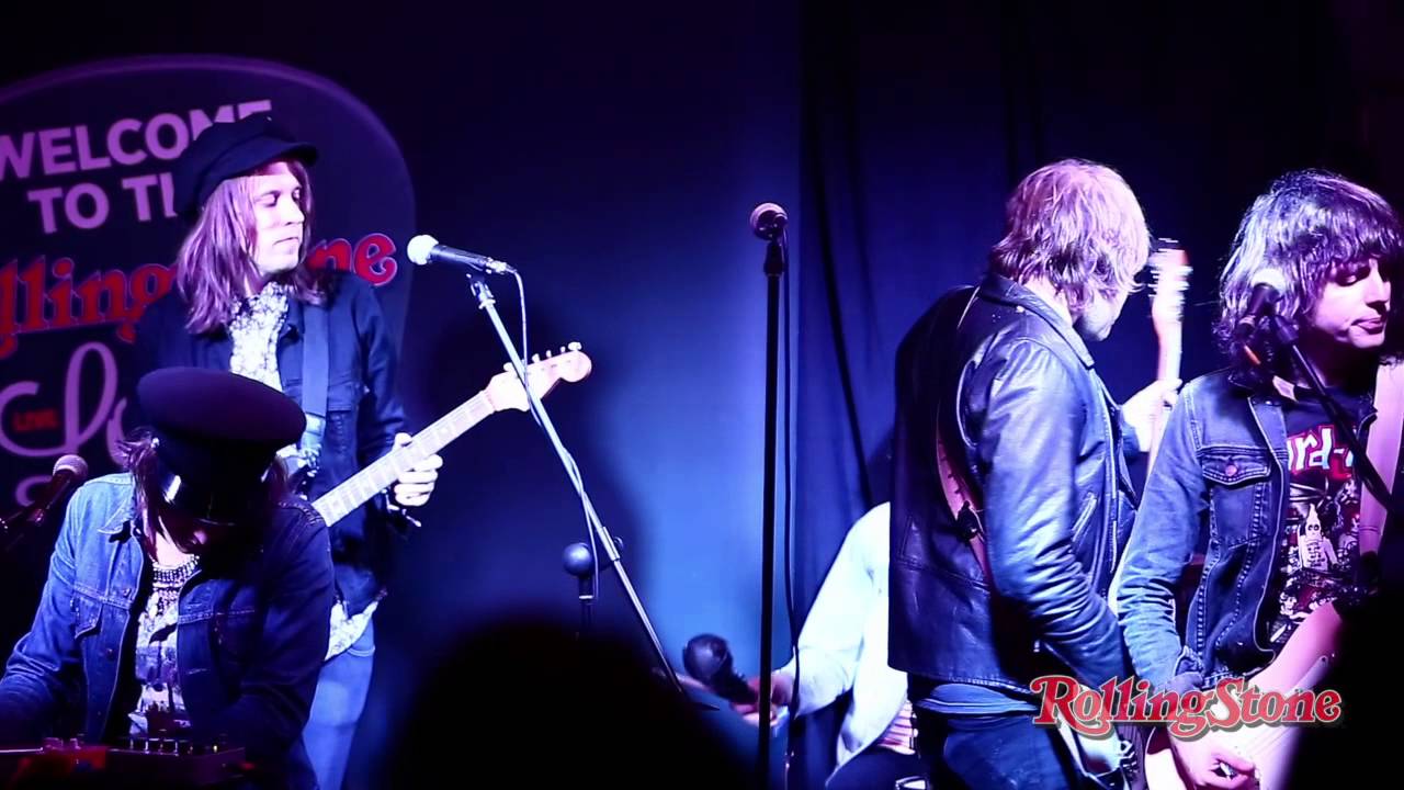 The Delta Riggs 'I Was Profound Tomorrow' Live - YouTube