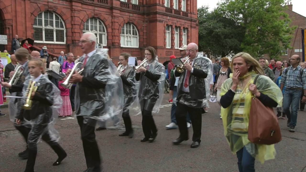 Craghead Colliery band at the 132nd Durham Miners' Gala - YouTube