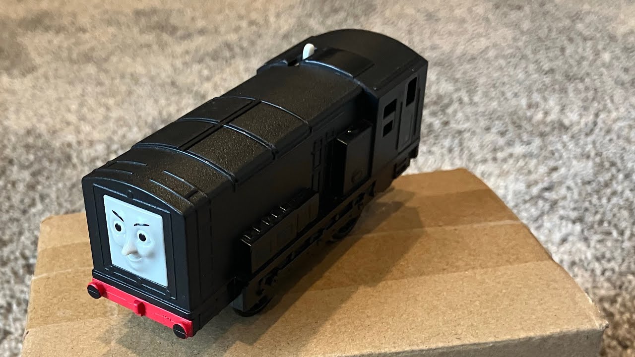 Thomas and Friends Trackmaster 2009 diesel unboxing review and run ...