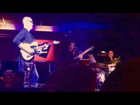 Steve Langemo Live Solo on "Slink." - YouTube