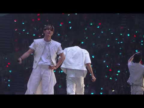 District 9 - STRAY KIDS (스트레이 키즈) RUN IT IN SEOUL DAY 01 072526 FANCAM 