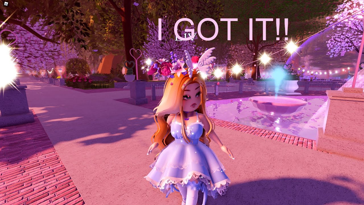 I GOT THE SPRING HALO 2022 IN ROYALE HIGH ROBLOX! - YouTube