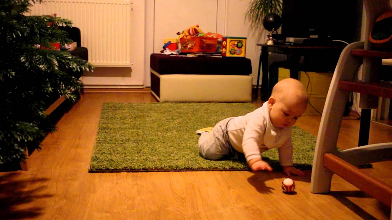 În 4 labe - YouTube