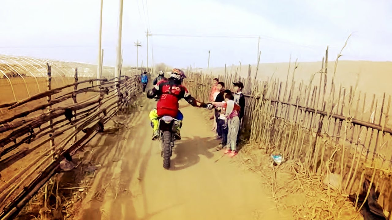 2017 CBH: First ride on the SWM RS300R - YouTube